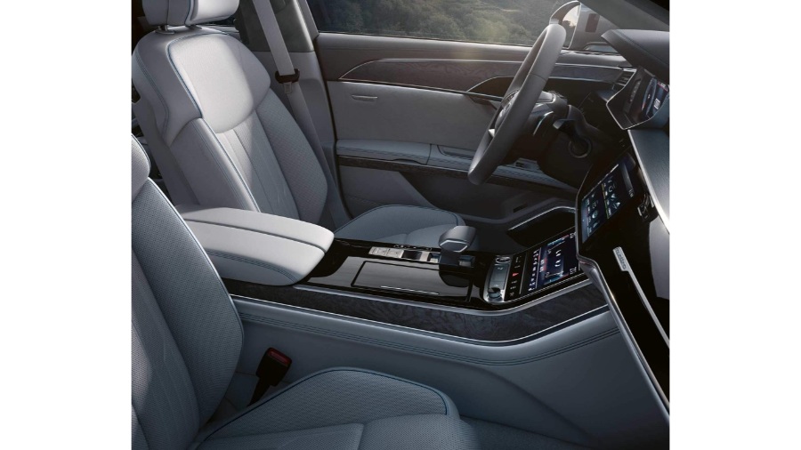 StriveME - سيارة أودي a8 2021 المواصفات والأسعار في السعودية